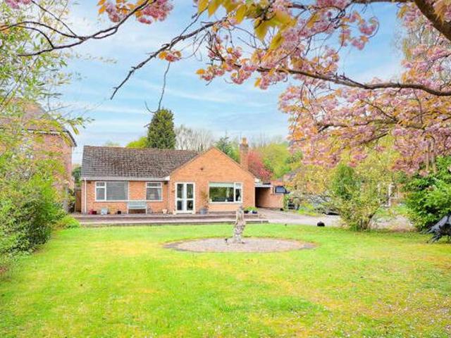 3 Bedroom Detached Bungalow For Sale In Hopwas, Tamworth