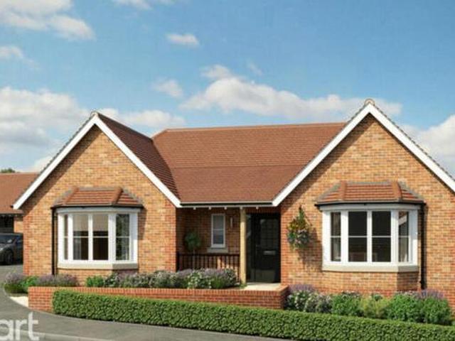 3 Bedroom Detached Bungalow For Sale In Hayfield Park