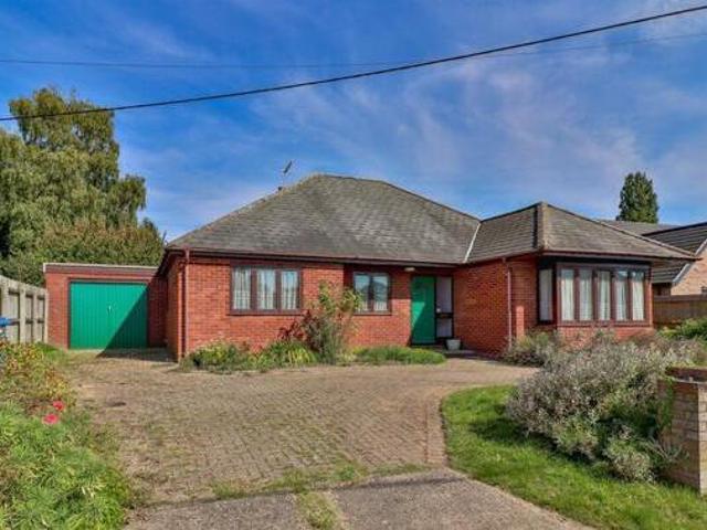 3 Bedroom Detached Bungalow For Sale In Hadleigh