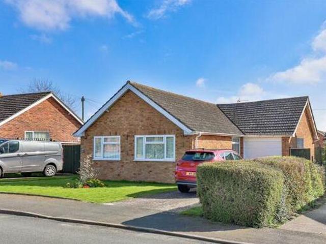 3 Bedroom Detached Bungalow For Sale In Hadleigh