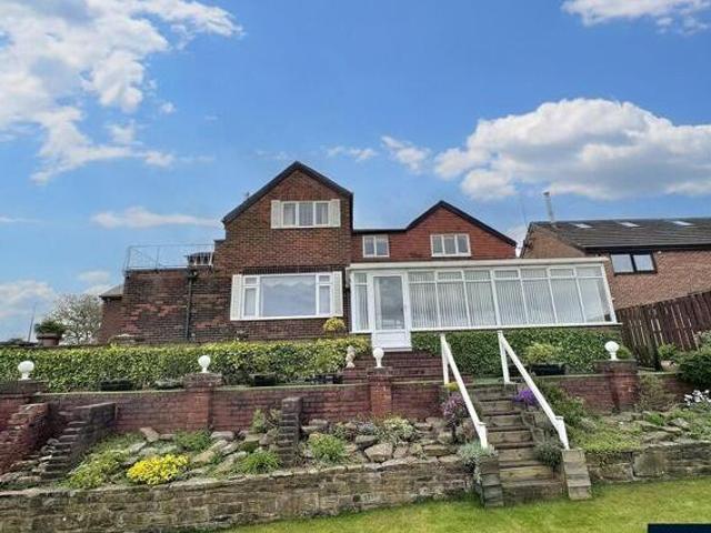 3 Bedroom Detached Bungalow For Sale In Hanging Heaton