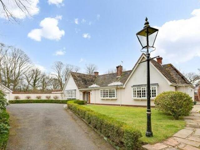 3 Bedroom Detached Bungalow For Sale In Hartford