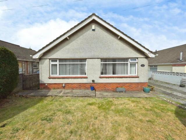 3 bedroom detached bungalow for sale in Heol Pen Y Scallen, Loughor, Swansea, SA4 6SE, SA4