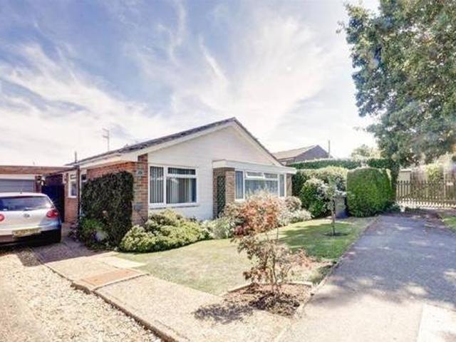 3 bedroom detached bungalow for sale in Herstmonceux East Sussex BN27