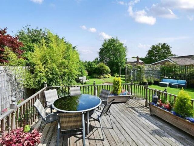3 bedroom detached bungalow for sale in Hill Road, Oakley, Basingstoke, RG23