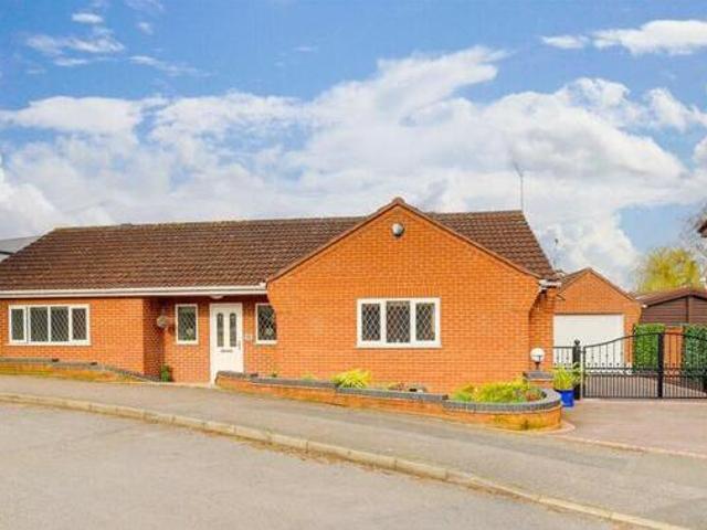 3 Bedroom Detached Bungalow For Sale In Lowdham, Nottinghamshire