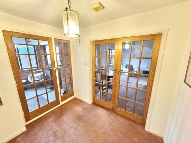 3 bedroom detached bungalow for sale in Longford Close, Wigston, LE18
