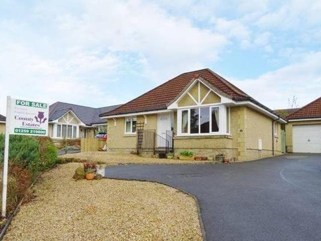 3 bedroom detached bungalow for sale in Laird s Drive Clackmannan FK10