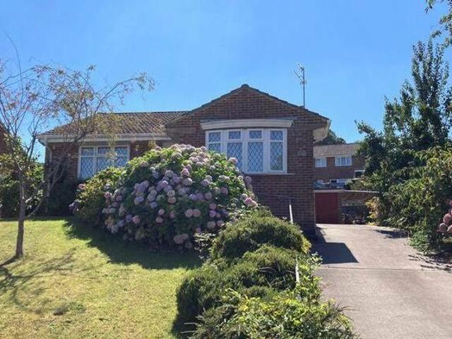 3 bedroom detached bungalow for sale in Lime Tree Avenue Yeovil BA20
