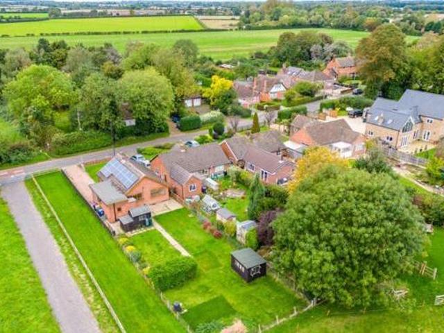 3 Bedroom Detached Bungalow For Sale In Lincoln, Lincolnshire