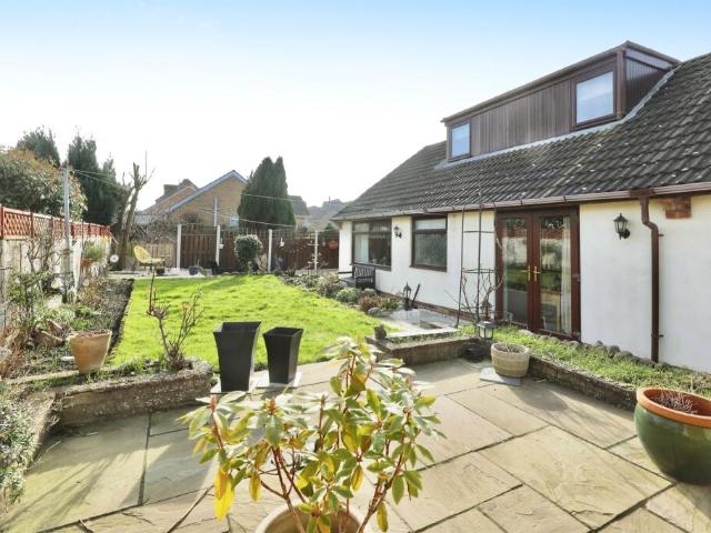 3 bedroom detached bungalow for sale in Lings Lane, Hatfield, Doncaster, DN7