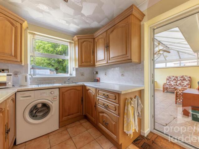 3 bedroom detached bungalow for sale in Linton Crescent, Sprowston, NR7