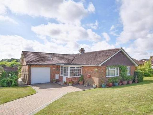 3 bedroom detached bungalow for sale in Monks Way Northiam TN31