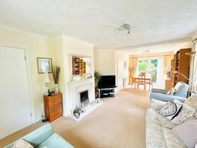 3 bedroom detached bungalow for sale in Mayfield View, Lymm, WA13