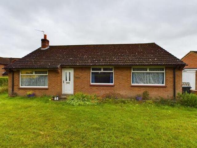 3 Bedroom Detached Bungalow For Sale In Main Road, Toynton All Saints