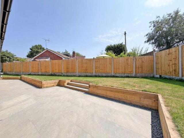 3 bedroom detached bungalow for sale in Manor Road, Penn, WV4