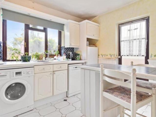 3 bedroom detached bungalow for sale in Midhurst Close, Ferring, BN12