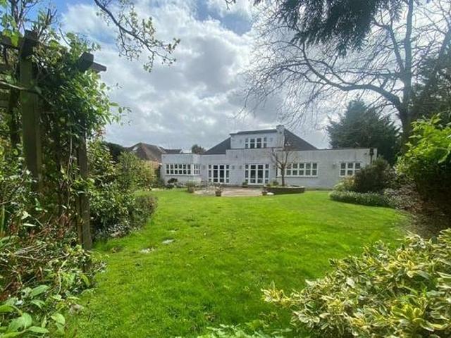 3 Bedroom Detached Bungalow For Sale In Mill Hill