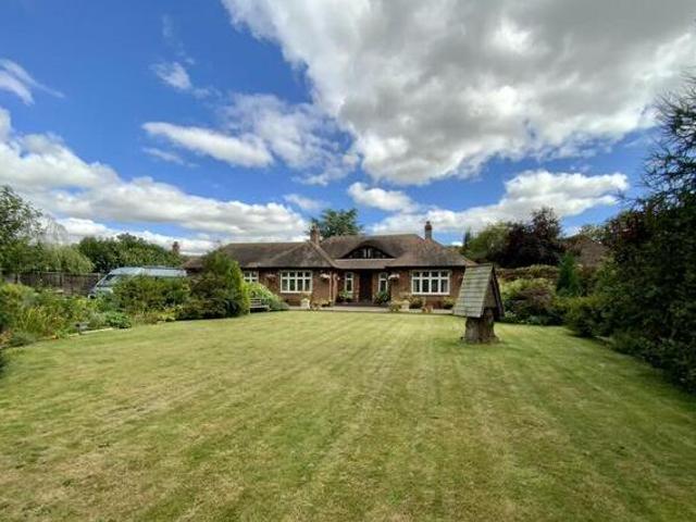 3 Bedroom Detached Bungalow For Sale In Nettleham