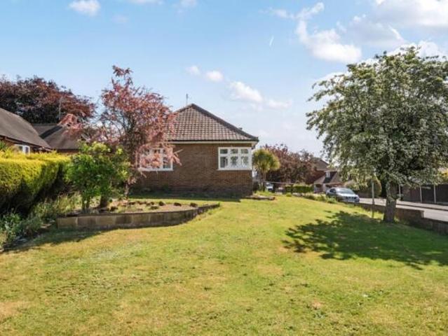 3 bedroom detached bungalow for sale in Sandringham Drive, Bramcote, Nottingham, Nottinghamshire, NG9
