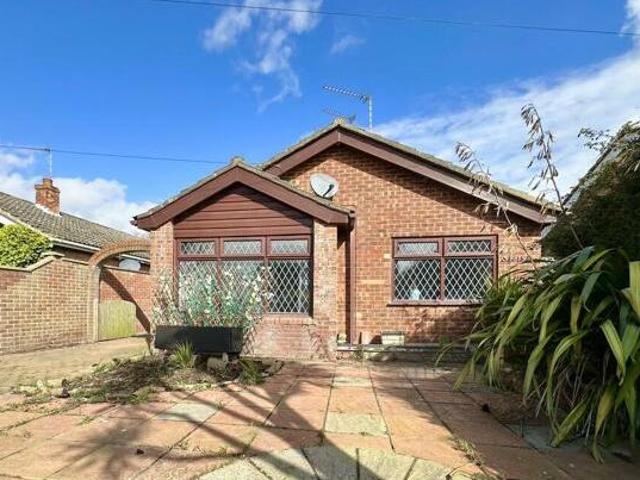 3 Bedroom Detached Bungalow For Sale In Scratby
