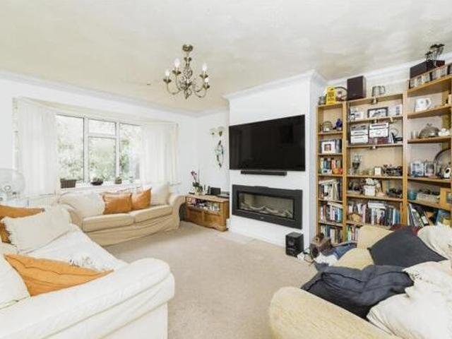 3 Bedroom Detached Bungalow For Sale In Sharpthorne
