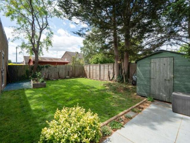 3 bedroom detached bungalow for sale in Sherbourne Close, Cambridge, CB4