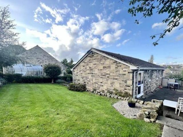 3 Bedroom Detached Bungalow For Sale In Skelmanthorpe