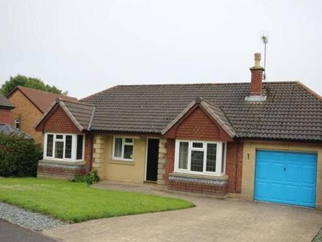 3 bedroom detached bungalow for sale in St Edmunds Green Sedgefield TS21