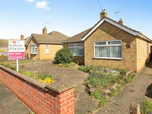 3 bedroom detached bungalow for sale in Stallebrass Close, Peterborough, PE2