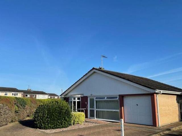 3 Bedroom Detached Bungalow For Sale In Stanway