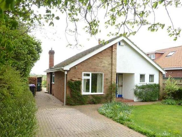3 Bedroom Detached Bungalow For Sale In Station Road, North Thoresby