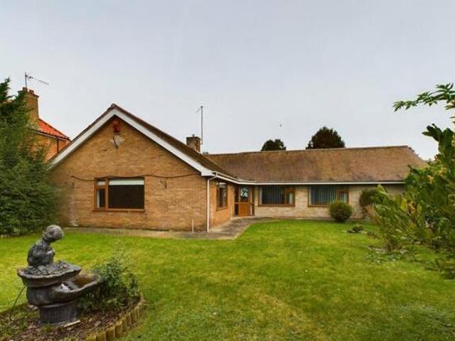 3 Bedroom Detached Bungalow For Sale In Stoke Ferry, King´s Lynn