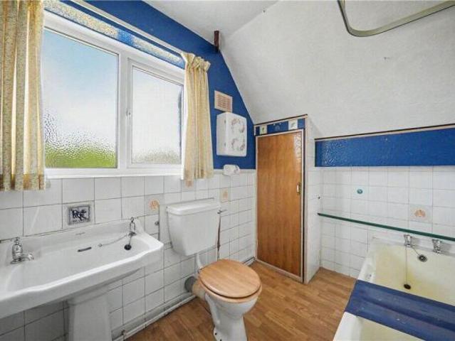 3 bedroom detached bungalow for sale in Stonefall Avenue, Harrogate, North Yorkshire, HG2 7NT, HG2