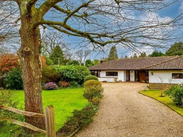3 Bedroom Detached Bungalow For Sale In Storrington