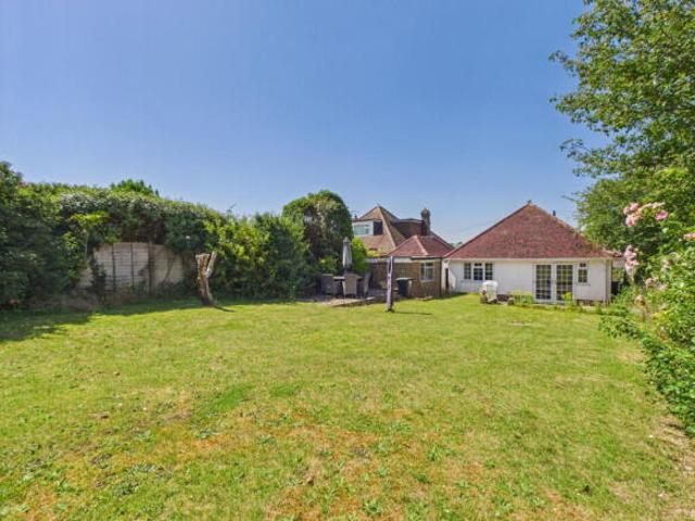 3 bedroom detached bungalow for sale in Sullington Gardens, Findon Valley, Worthing BN14 0HR, BN14