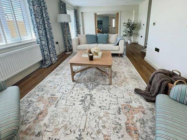 3 bedroom detached bungalow for sale in Percy Street, Newcastle Upon Tyne, NE12