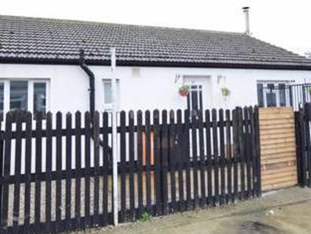 3 bedroom detached bungalow for sale in Rover Avenue Jaywick ClactononSea CO15