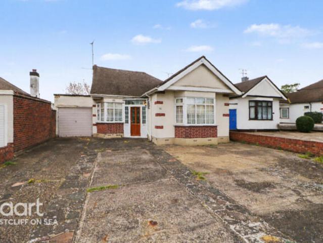 3 bedroom detached bungalow for sale in Rochford Road, Southend On Sea, SS2