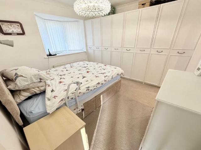 3 bedroom detached bungalow for sale in Woolmer Close, Birchwood, WA3 6UU, WA3