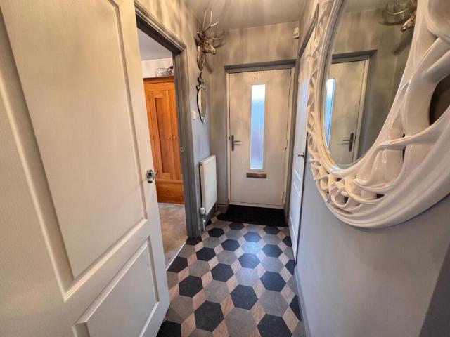3 bedroom detached bungalow for sale in Wadhurst Avenue, Luton, Beds, LU3 1UH, LU3