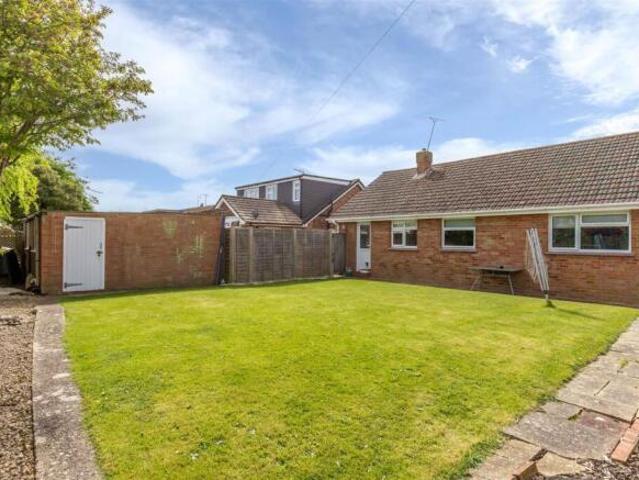 3 bedroom detached bungalow for sale in Windermere Crescent, Goring By Sea, Worthing, BN12