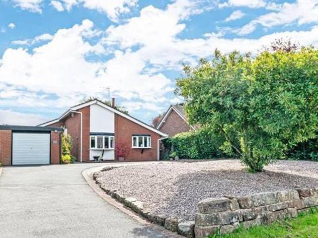 3 bedroom detached bungalow for sale in Top Road Kingsley WA6