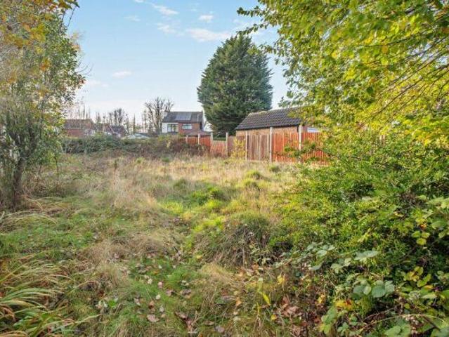 3 bedroom detached bungalow for sale in Tarbock Road, Liverpool, Merseyside, L36