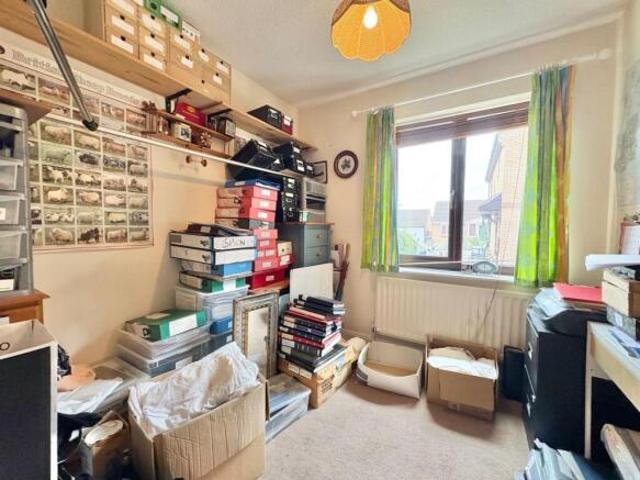 3 bedroom detached bungalow for sale in Ulyett Place, Oldbrook, MK6