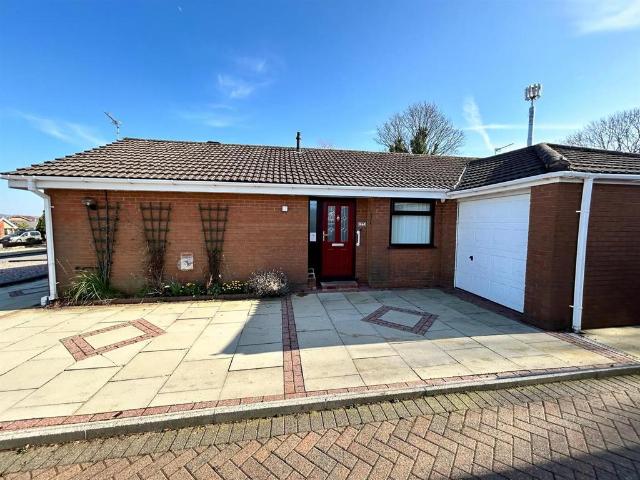 3 bedroom detached bungalow to rent