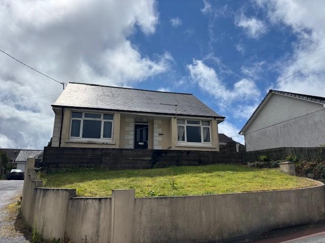 3 bedroom detached bungalow to rent