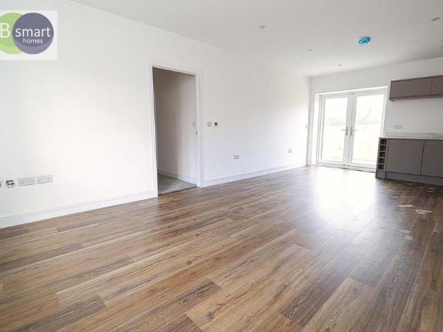 3 bedroom detached bungalow to rent