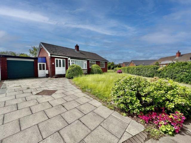 3 bedroom detached bungalow to rent