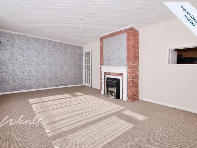 3 bedroom detached bungalow to rent